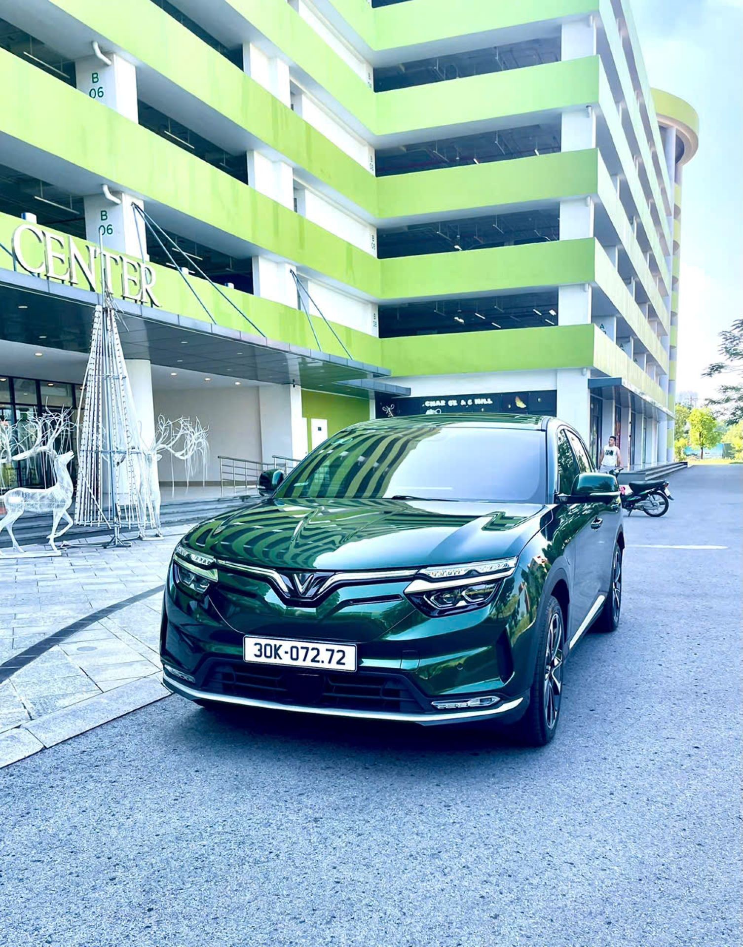 VinFast VF 8: SUV điện “hợp gu” dân IT nhờ loạt công nghệ thông minh và ...